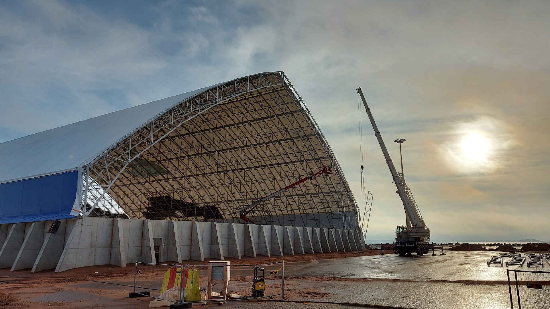 Hallit | Halli moniin käyttökohteisiin