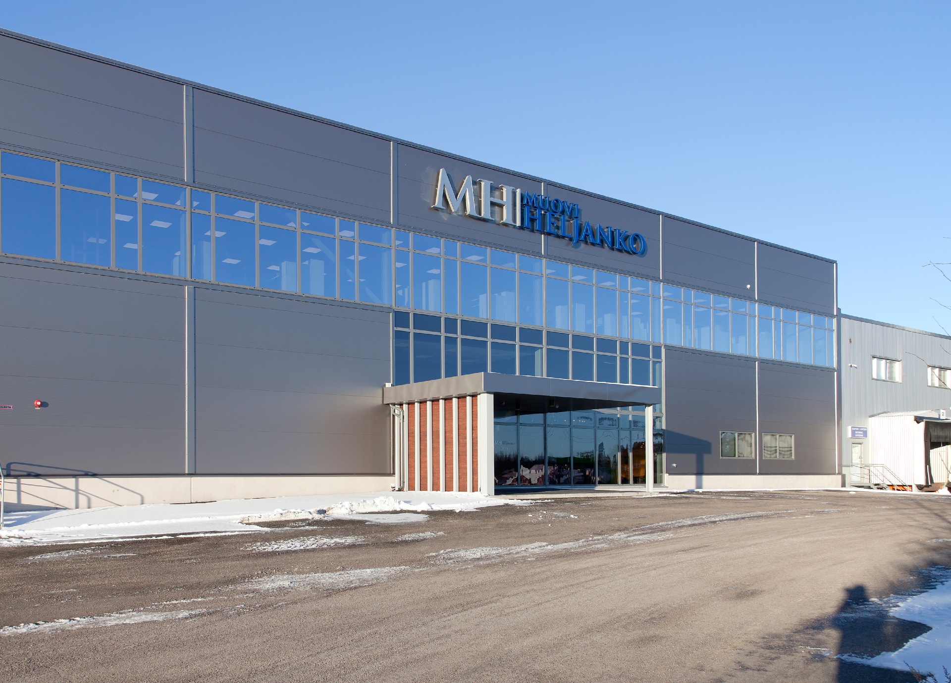 Referenssi - Muovi-Heljanko | Best-Hall Oy